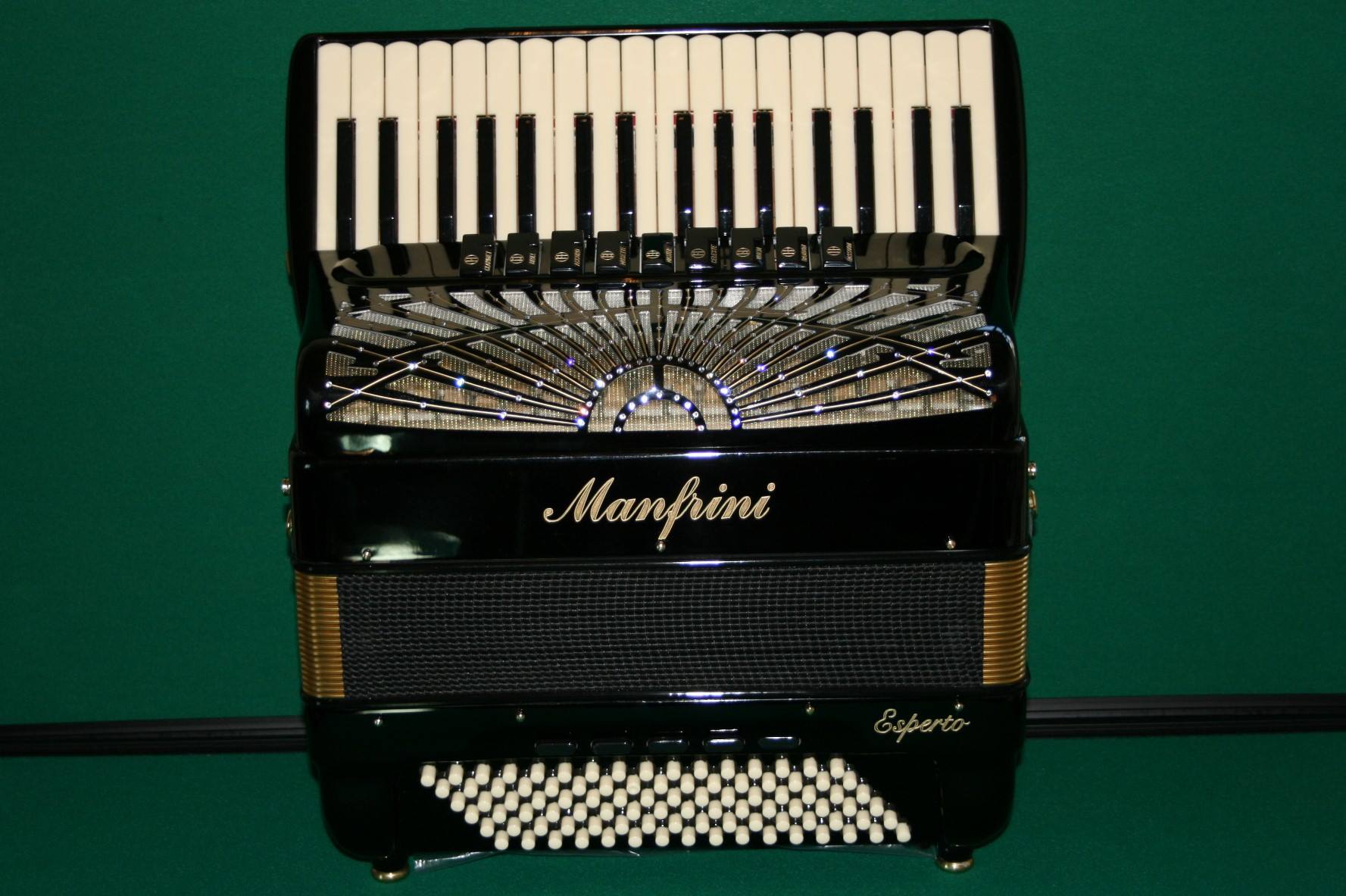 Acorn Instruments | Manfrini Accordions
