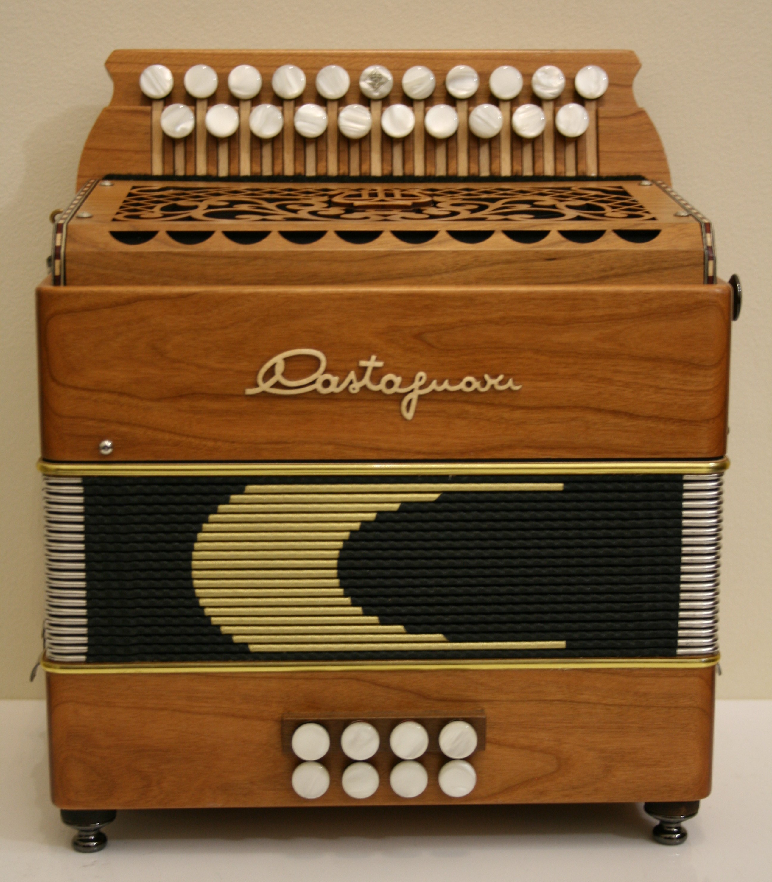 Acorn Instruments | Pre-Loved Instruments