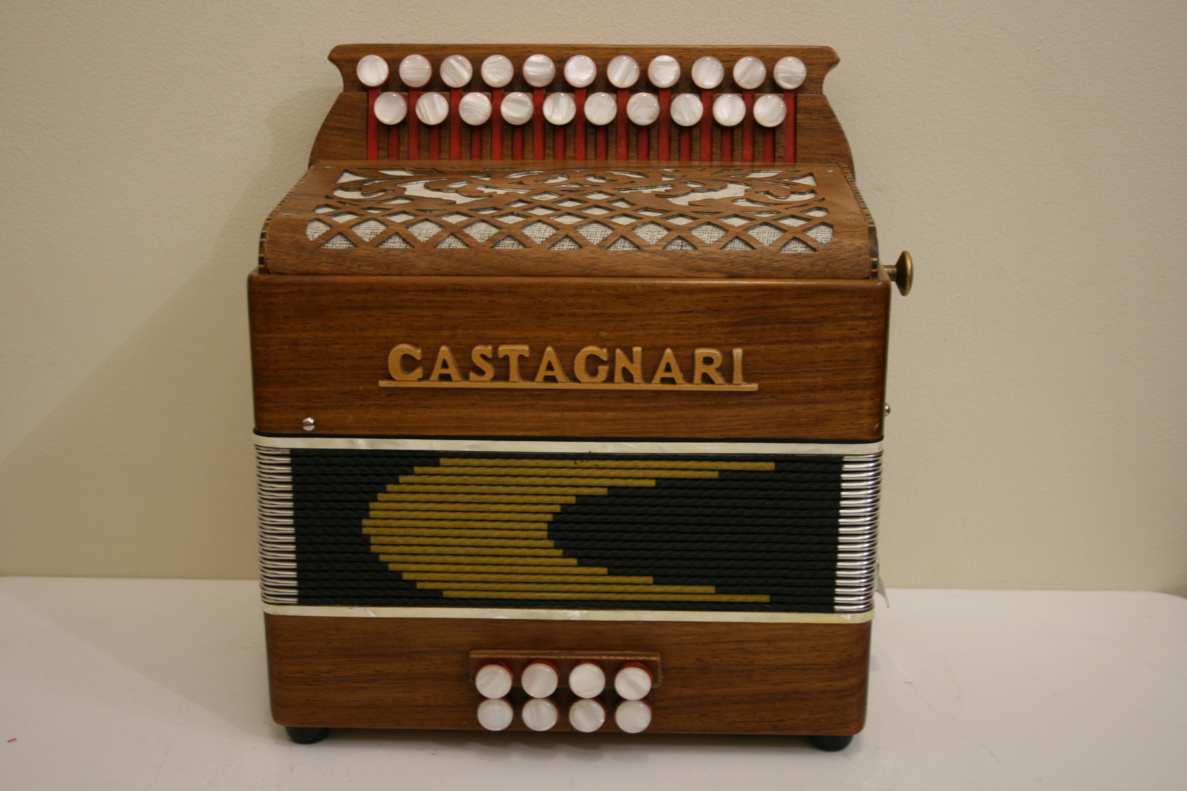 Acorn Instruments | Pre-Loved Instruments