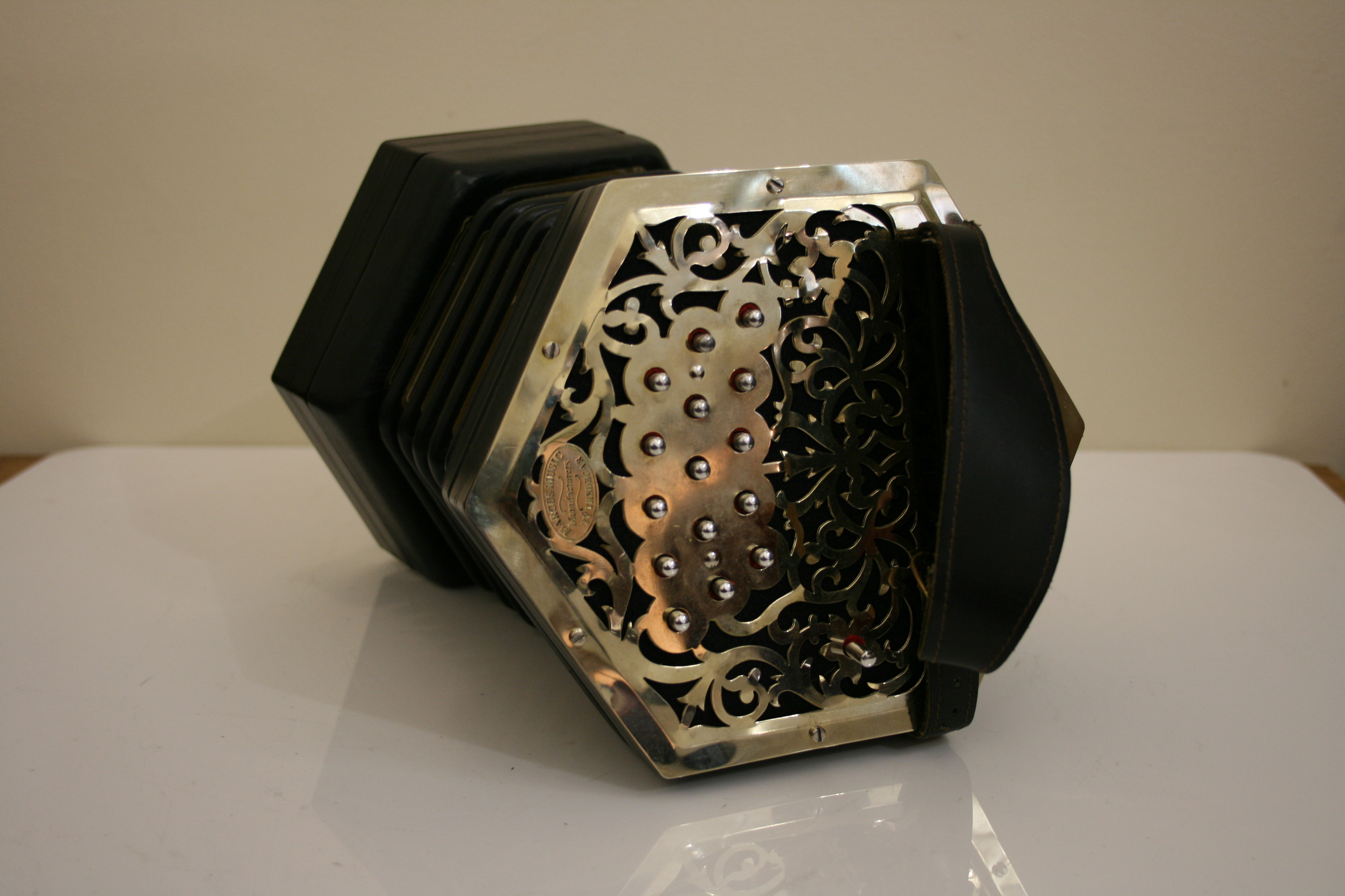 Acorn Instruments | Pre-Loved Instruments