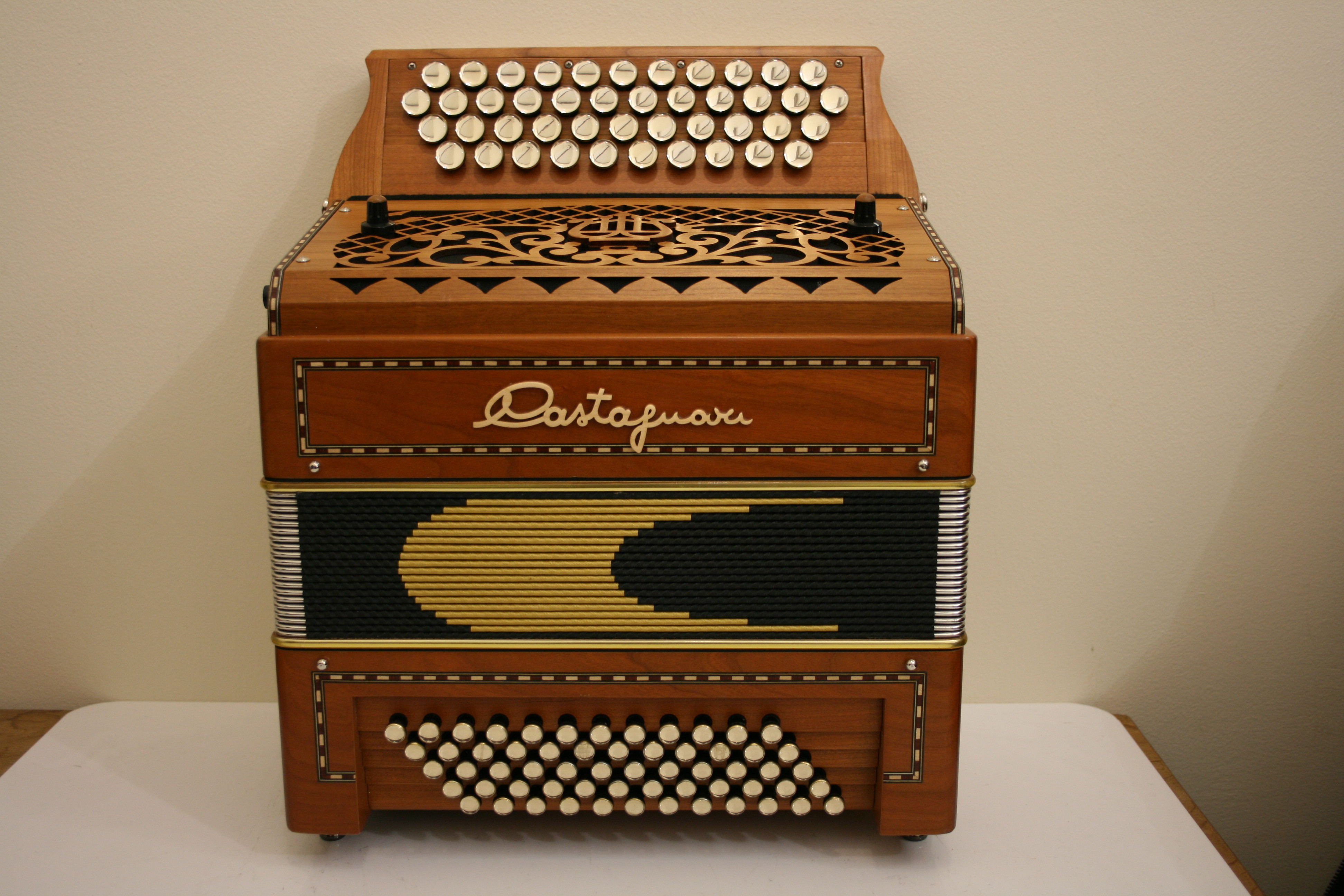 Acorn Instruments | Pre-Loved Instruments